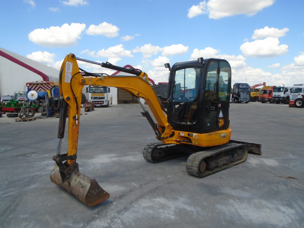 JCB 8030 ZTS minikotró – Lorger HU